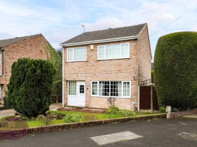 3 bedroom detached house for sale in Pinfold Road, Giltbrook, Nottingham, NG16