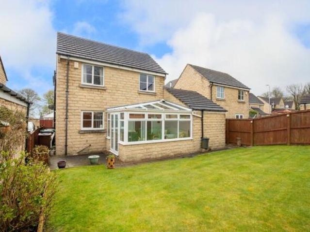 3 bedroom detached house for sale in Pintail Avenue, Clayton Heights, BD6 3XX, BD6