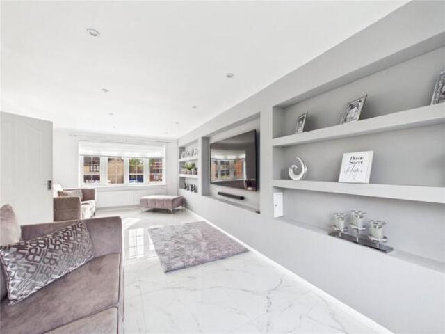 3 bedroom detached house for sale in Platters Close, Ipswich, Suffolk, IP3