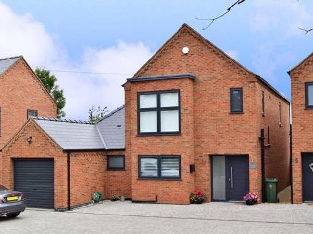 3 bedroom detached house for sale in Plot 19 The Green Cheapside Waltham DN37 DN37