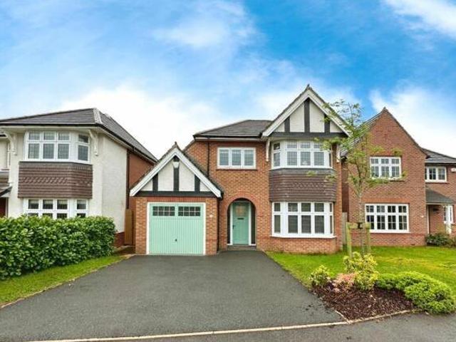3 Bedroom Detached House For Sale In Prestwich