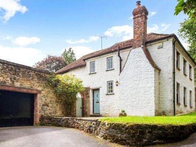 3 Bedroom Detached House For Sale In Pulborough, West Sussex