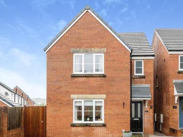 3 Bedroom Detached House For Sale In Pyle