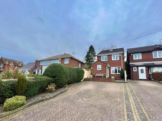 3 Bedroom Detached House For Sale In Quarry Bank