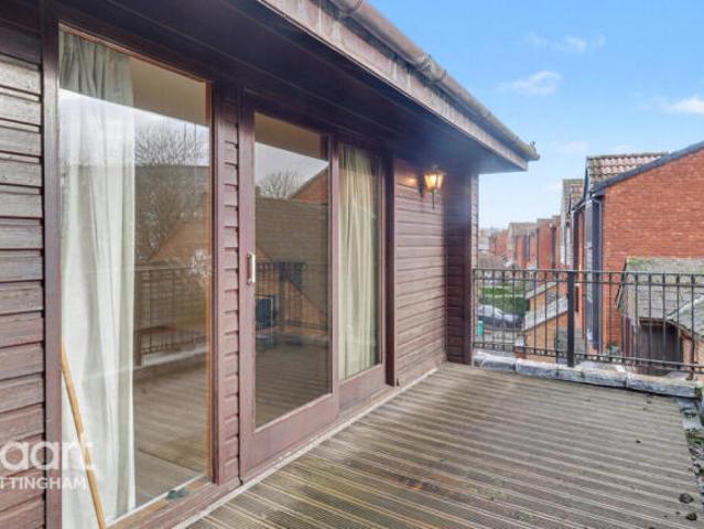 3 bedroom detached house for sale in Quayside Close, Nottingham, NG2