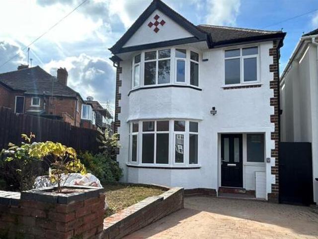 3 Bedroom Detached House For Sale In Quinton