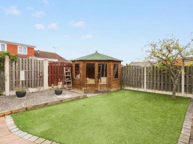 3 bedroom detached house for sale in Rothbury Close, Sothall, S20