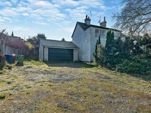 3 Bedroom Detached House For Sale In Rough Close, Stoke on trent