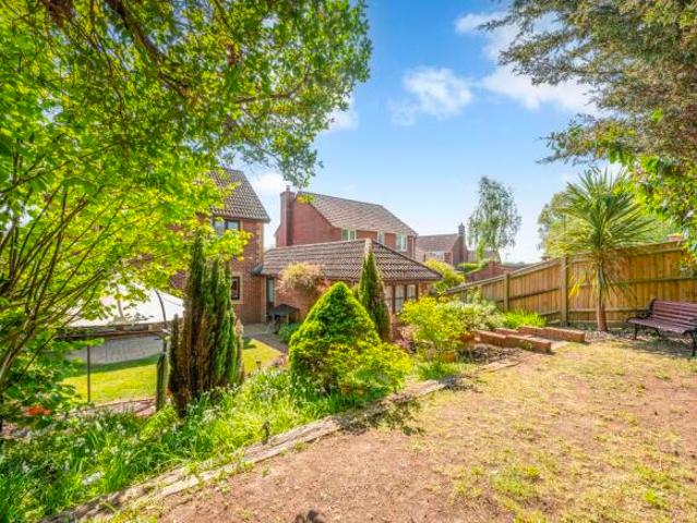 3 bedroom detached house for sale in Rownhams, Southampton, SO16