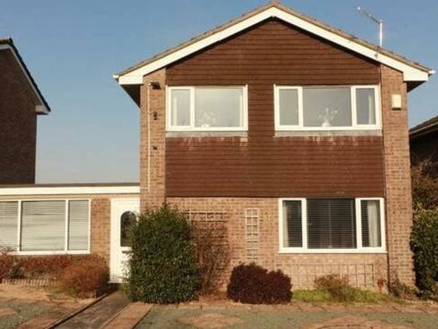 3 bedroom detached house for sale in Robin Way Chipping Sodbury Bristol BS37