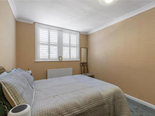 3 bedroom detached house for sale in Rodwell Road, East Dulwich, London, SE22