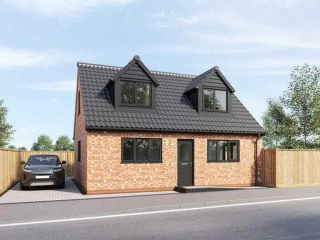 3 bedroom detached house for sale in Roman Way Scunthorpe DN17