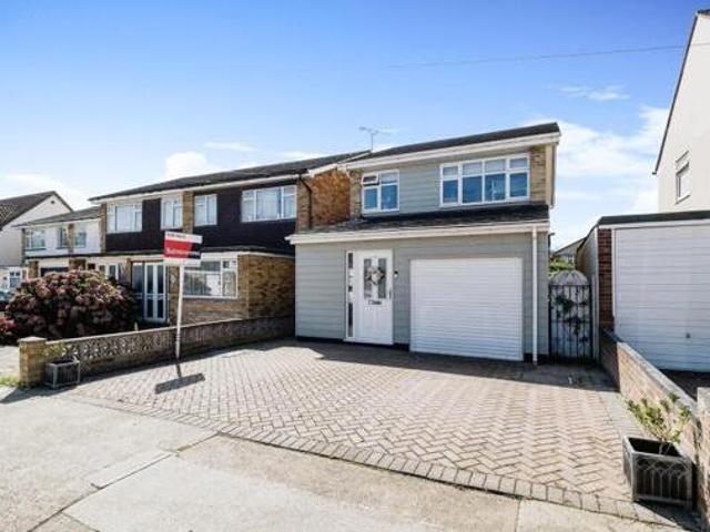 3 Bedroom Detached House For Sale In Romford