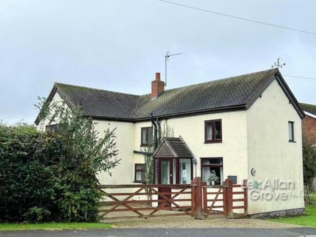 3 Bedroom Detached House For Sale In Romsley