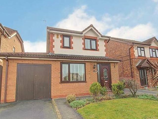 3 bedroom detached house for sale in Rosewood Drive Wirral CH46