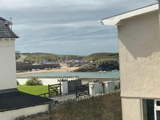 3 Bedroom Detached House For Sale In Ravenspoint