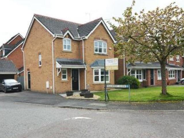 3 Bedroom Detached House For Sale In Radcliffe