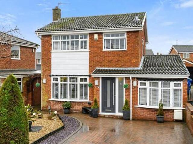 3 Bedroom Detached House For Sale In Radcliffe
