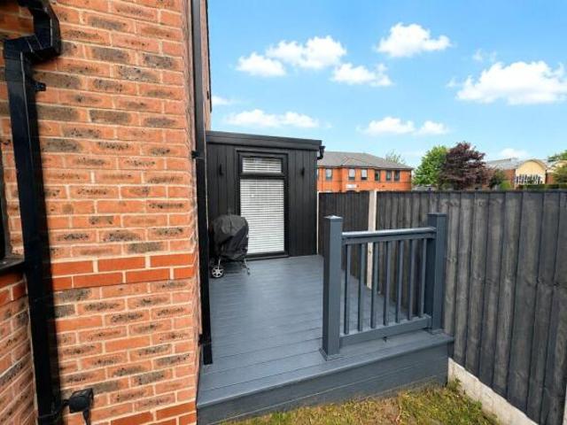 3 bedroom detached house for sale in Railway Road, Horwich, Bolton, Greater Manchester, BL6