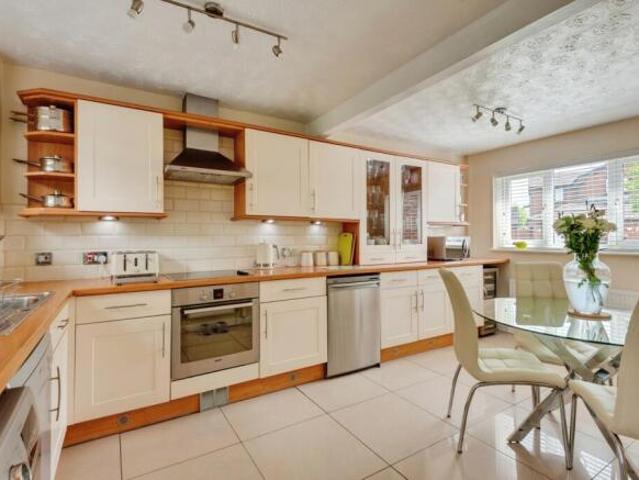 3 bedroom detached house for sale in Raleigh Close, Old Hall, Warrington, Cheshire, WA5