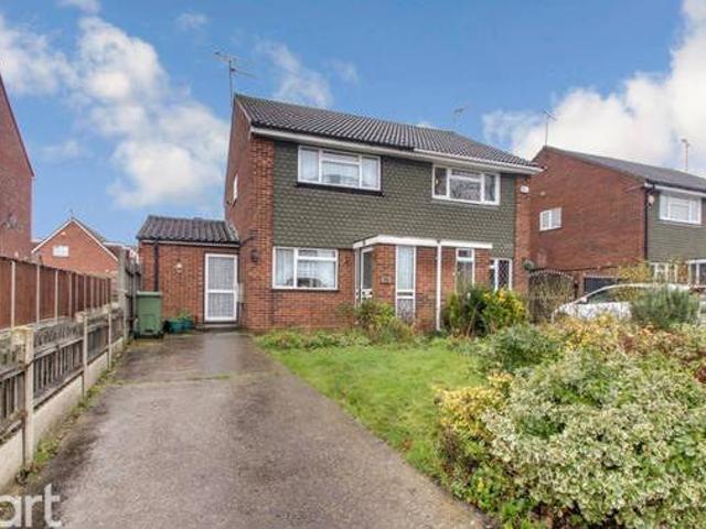 3 bedroom detached house for sale in Rectory Road Essex SS13