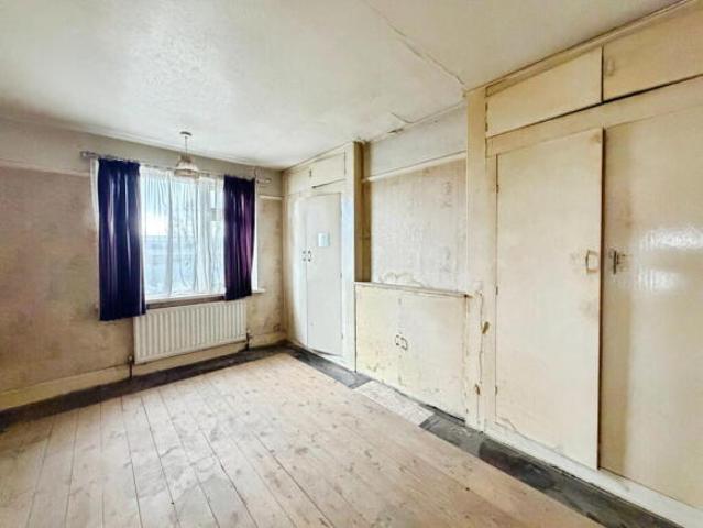 3 bedroom detached house for sale in Redbridge Road, Southampton, SO15 0LT, SO15