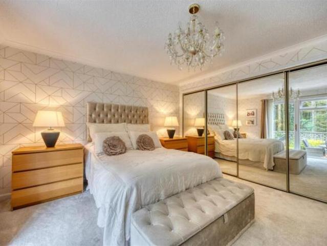 3 bedroom detached house for sale in Redhills View, Lennoxtown, Glasgow, G66