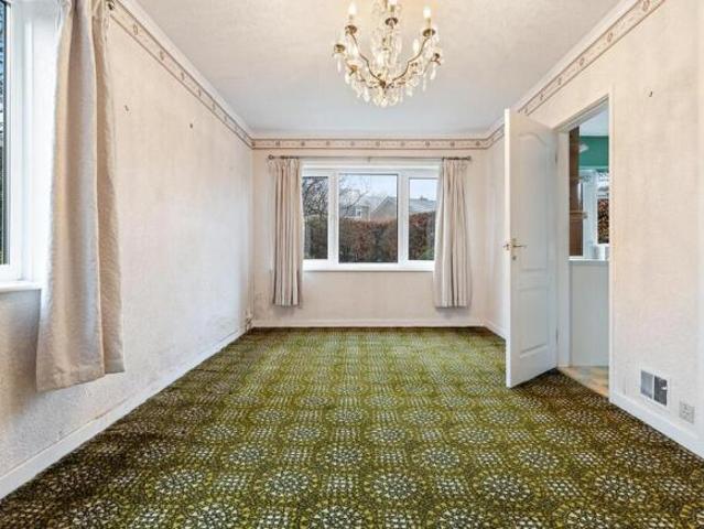 3 bedroom detached house for sale in Redmires Road, Sheffield, S10