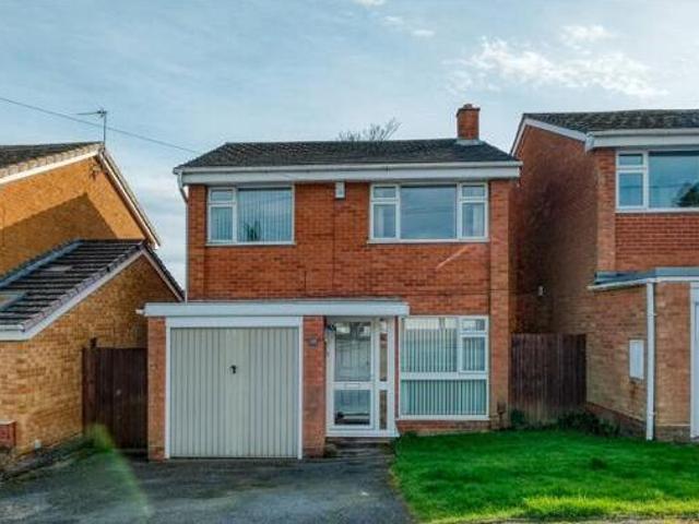 3 Bedroom Detached House For Sale In Rednal, Birmingham