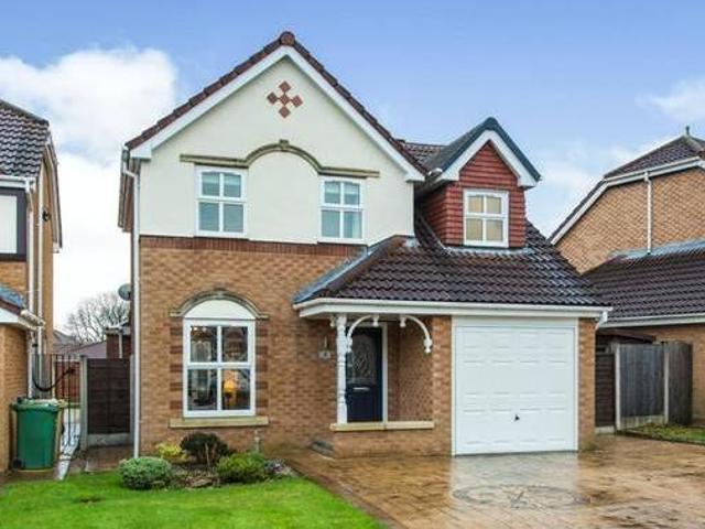 3 bedroom detached house for sale in Redshaw Avenue Bolton BL2