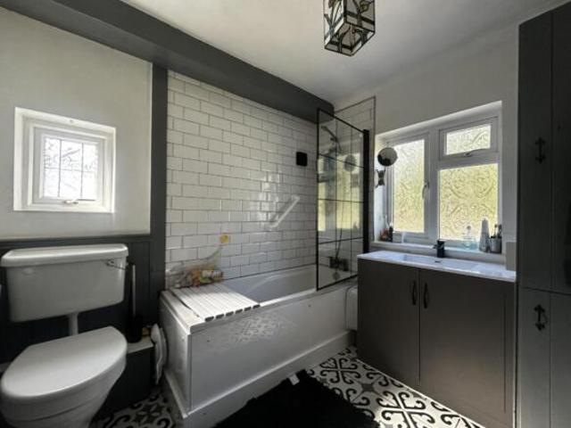 3 bedroom detached house for sale in Ribbesford Avenue, Wolverhampton, WV10