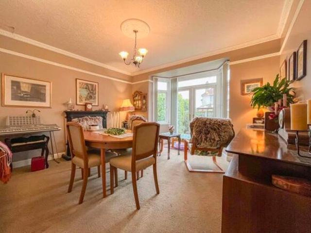 3 bedroom detached house for sale in Ribbesford Avenue, Wolverhampton, WV10