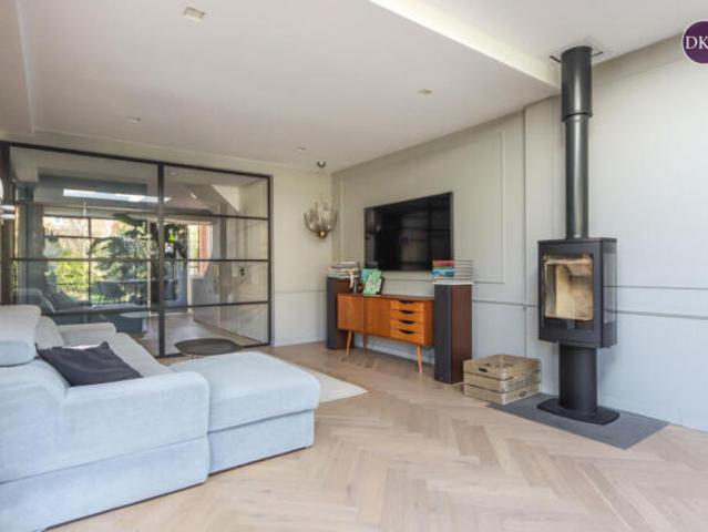 3 bedroom detached house for sale in Richmond Drive, Cassiobury, WD17