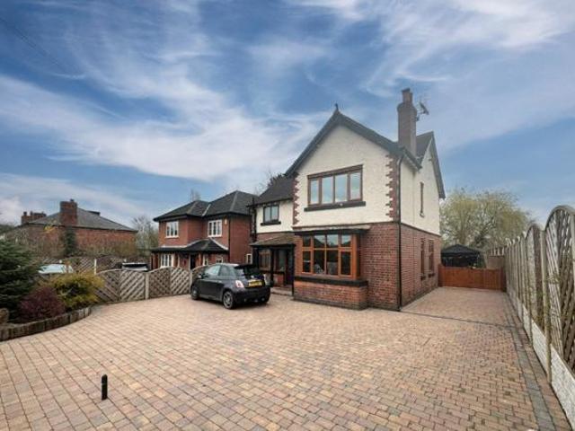 3 Bedroom Detached House For Sale In Ripley, Derbyshire