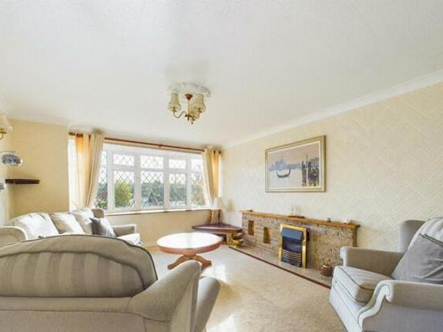 3 Bedroom Detached House For Sale In Rise Park
