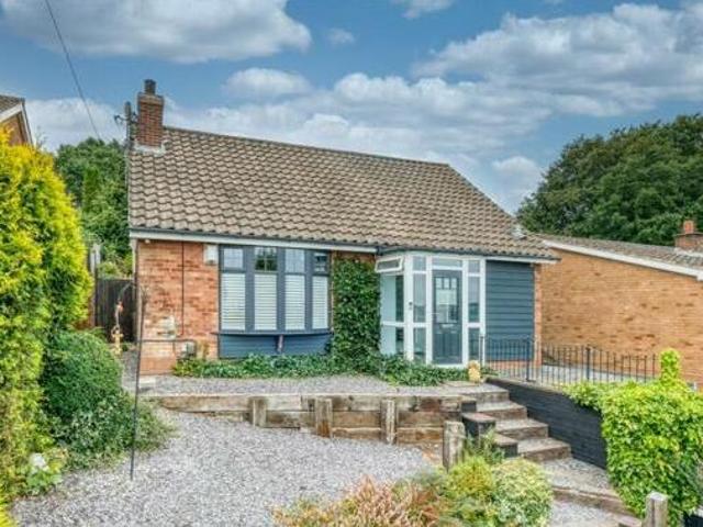 3 Bedroom Detached House For Sale In Rubery, Birmingham