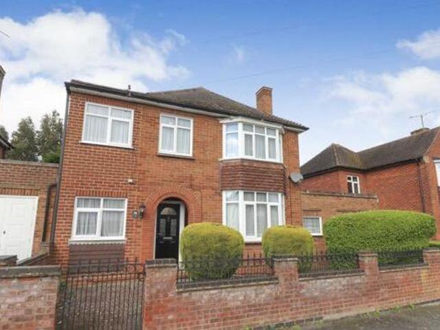 3 Bedroom Detached House For Sale In Rushden