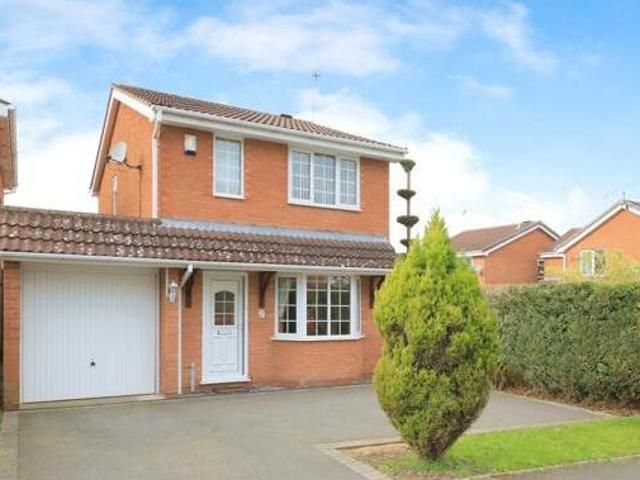 3 Bedroom Detached House For Sale In Wolverhampton, Staffordshire