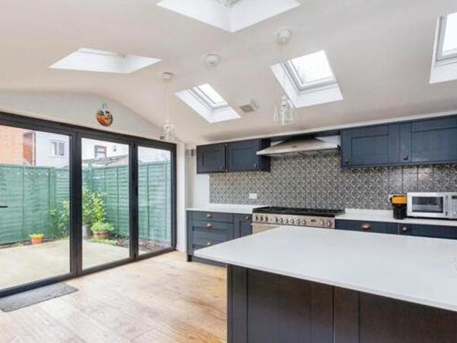 3 Bedroom Detached House For Sale In Wolverton