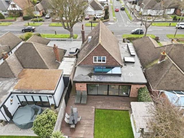 3 bedroom detached house for sale in Woodgrange Drive, Thorpe Bay, Essex, SS1