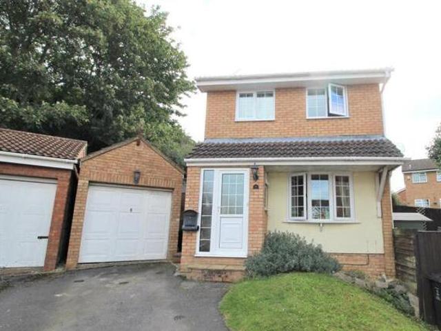 3 Bedroom Detached House For Sale In Woodhall Park