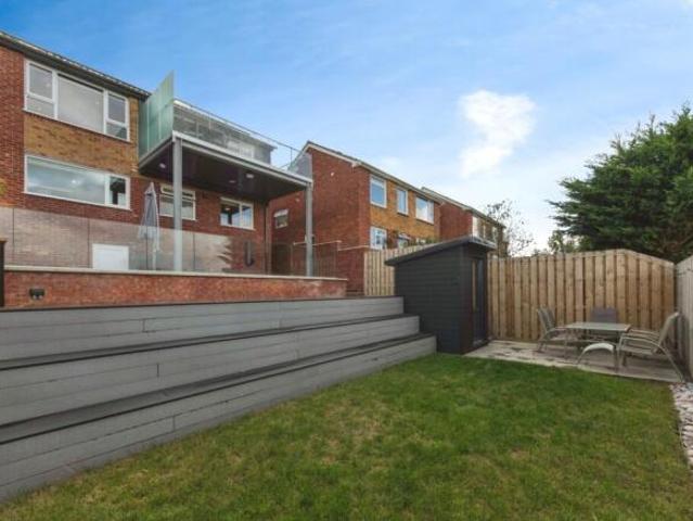 3 bedroom detached house for sale in Woodleigh Close, Exeter, Devon, EX4