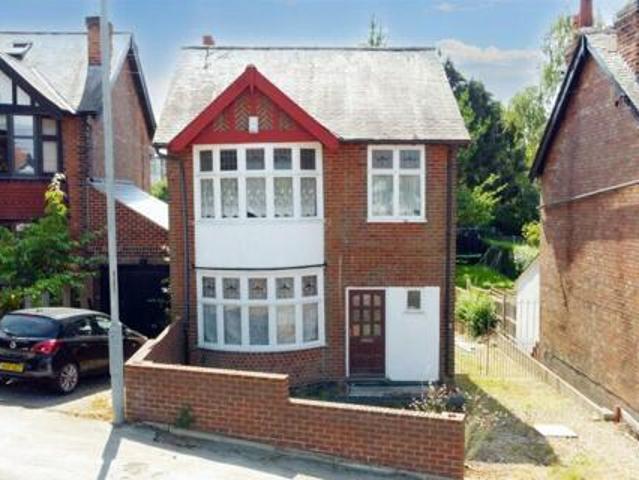 3 Bedroom Detached House For Sale In Woodthorpe
