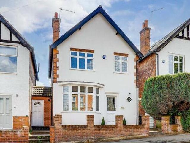 3 Bedroom Detached House For Sale In Woodthorpe, Nottinghamshire