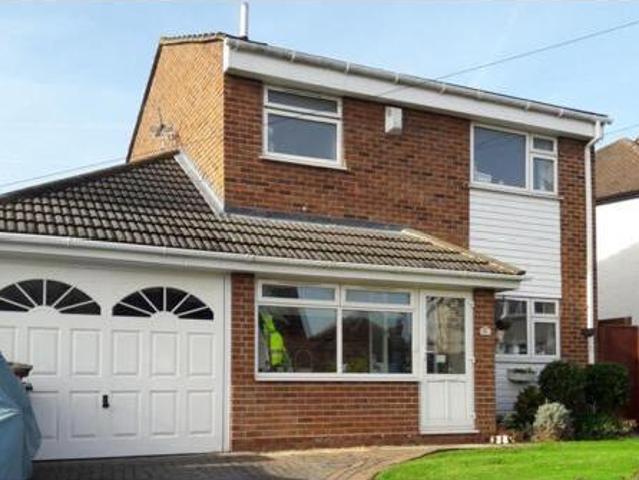 3 Bedroom Detached House For Sale In Worcester Park