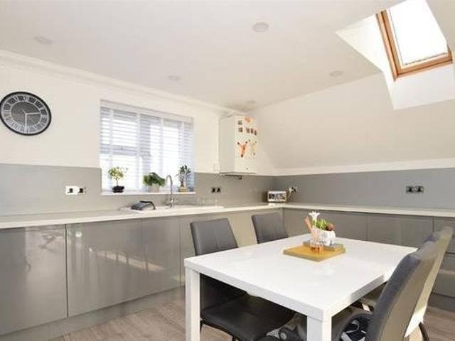 3 bedroom detached house for sale in Worsley Road Newport Isle of Wight PO30