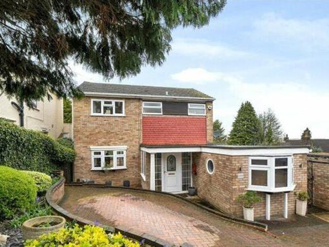 3 Bedroom Detached House For Sale In Watford