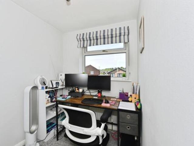 3 bedroom detached house for sale in Wadsworth Avenue, Sheffield, S12