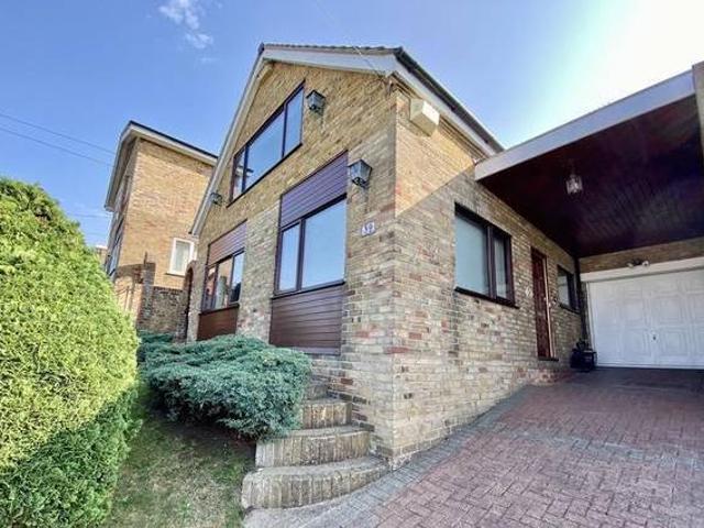 3 bedroom detached house for sale in Walmers Avenue Higham ME3 ME3
