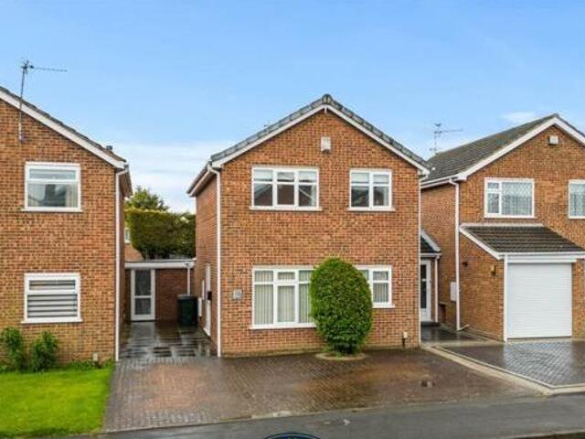 3 Bedroom Detached House For Sale In Walsgrave, Coventry